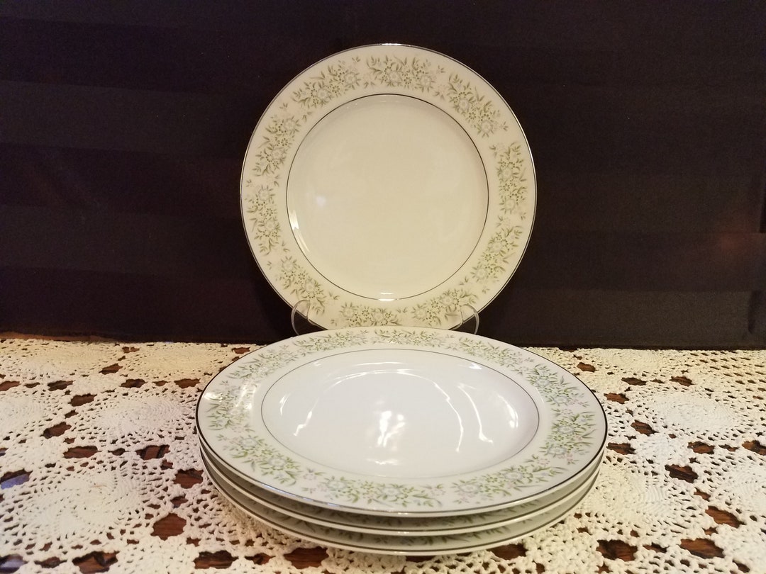 Taihei China "springtime" Four Dinner Plates - Etsy