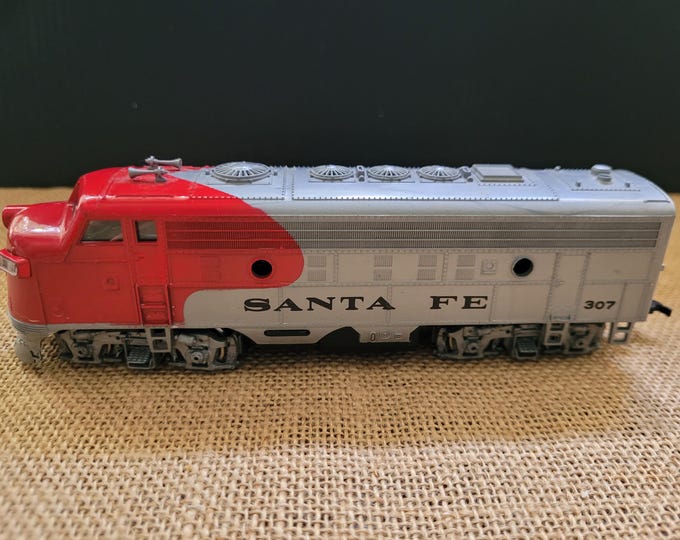 Bachman HO Train Santa Fe Engine 307 - Etsy