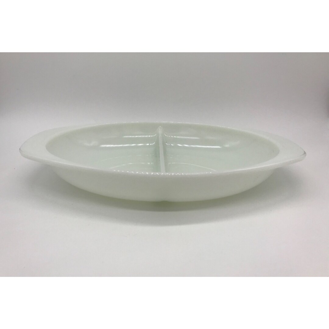 Vintage Milk Glass Pyrex Divided Casserole 1.5 Qt. #1063 - Etsy
