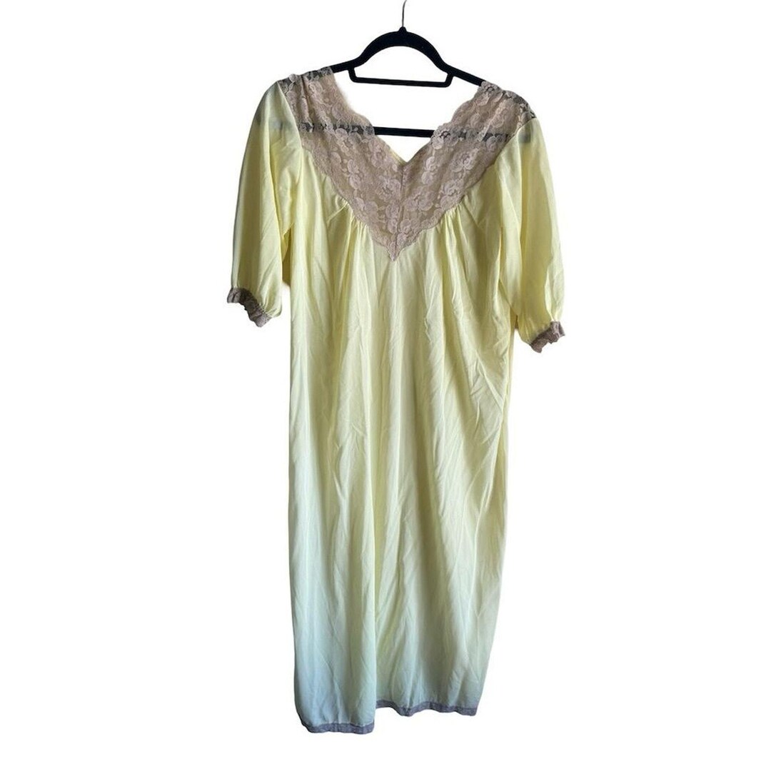 Vintage Yellow Nylon Lace Trim Nightgown Chemise M - Etsy