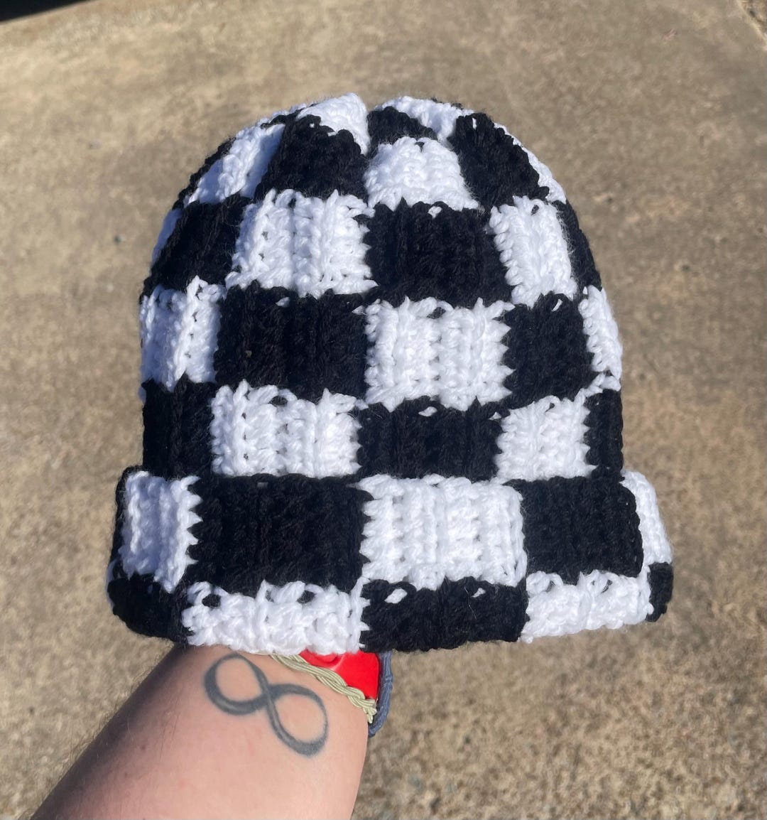 Crochet Black and White Checkerboard Beanie Hat; 90s Fashion - Etsy