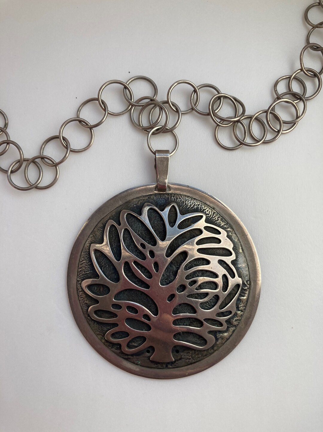 Vintage Heavyweight Pendant With Chain Necklace-tree - Etsy