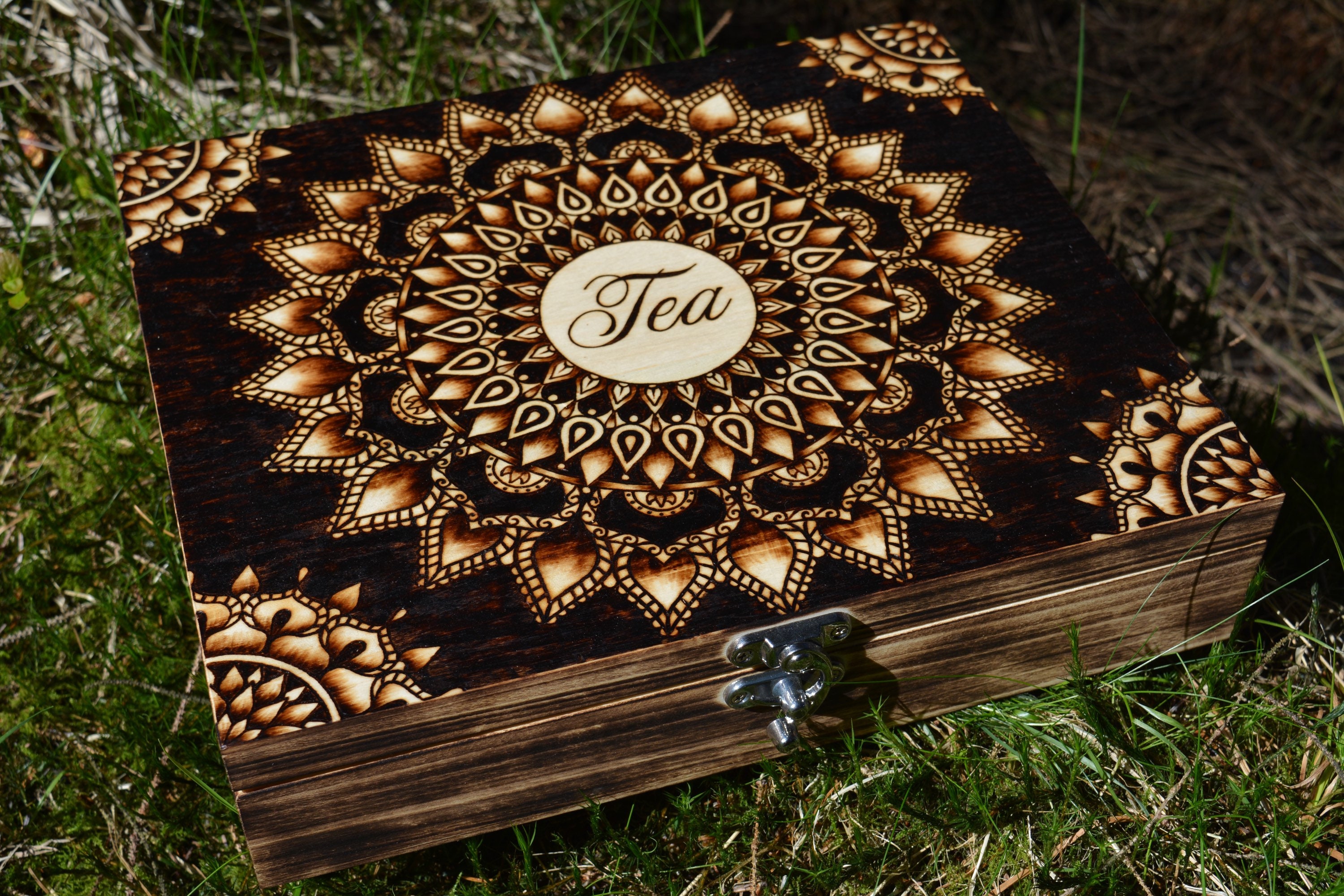 Wooden Tea Box Design