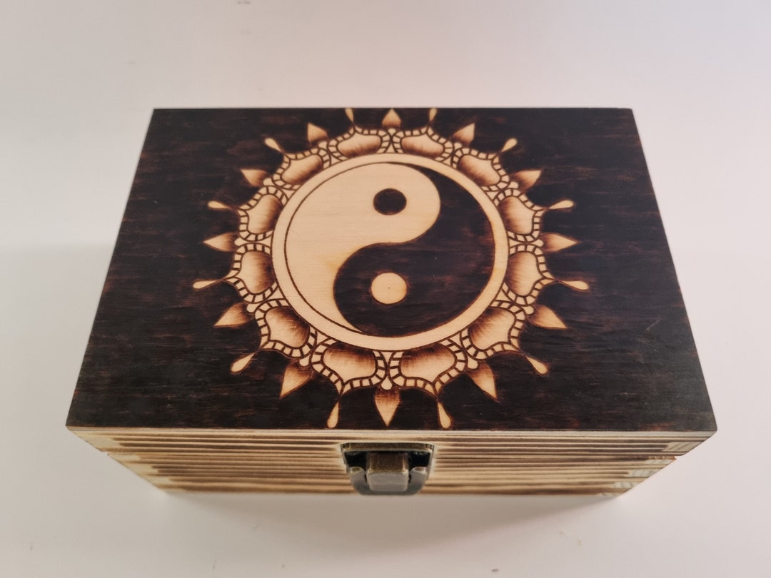 Yin Yang Hand Burnt Wooden Keepsake Box, Pyrography Art, Hippie Boho ...