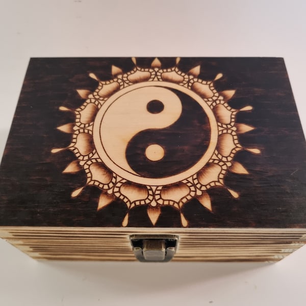 Wooden Yin Yang Box - Etsy