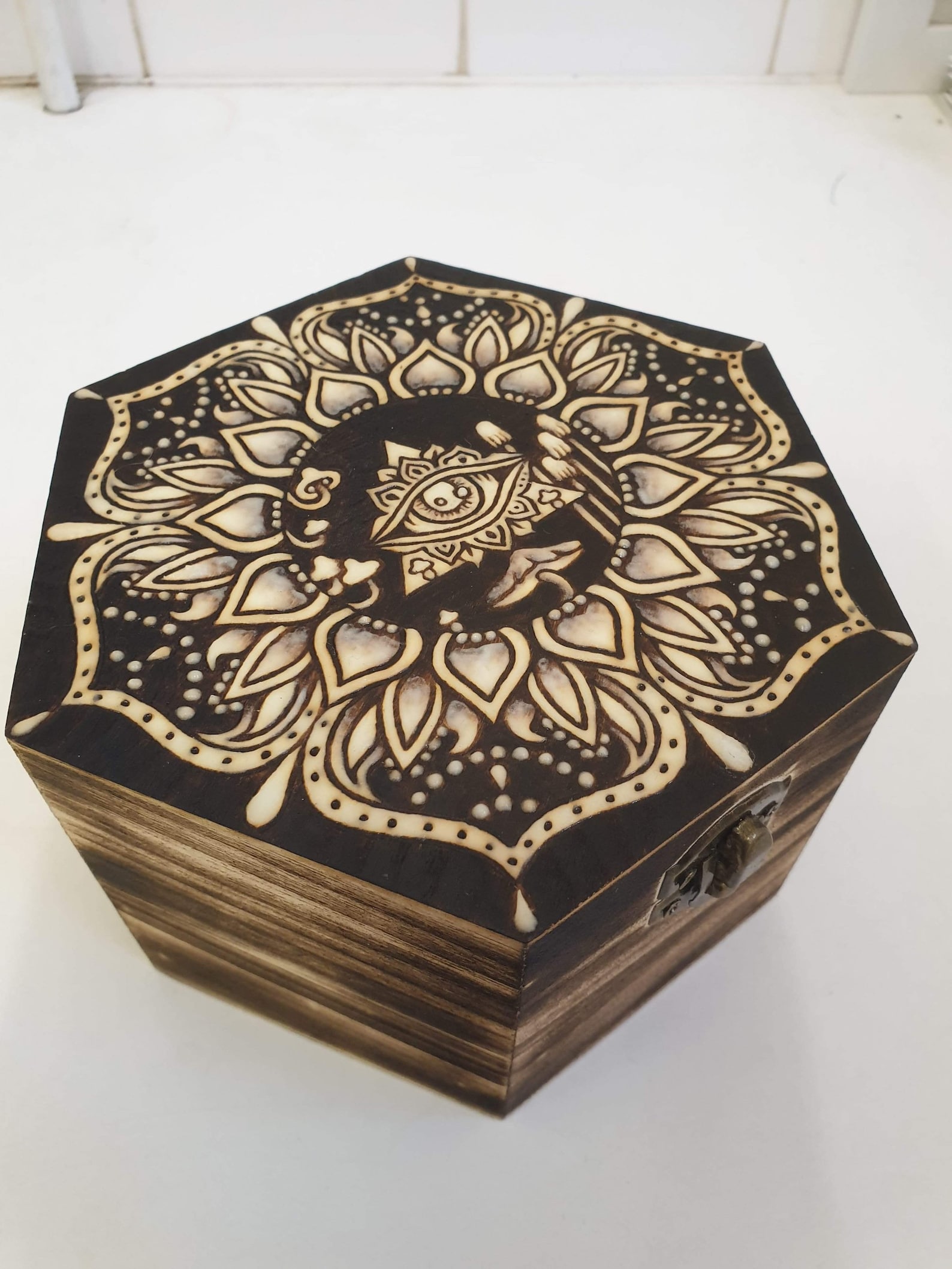 Glow in the Dark Hand Burnt Wooden Illuminati Keepsake Box - Etsy