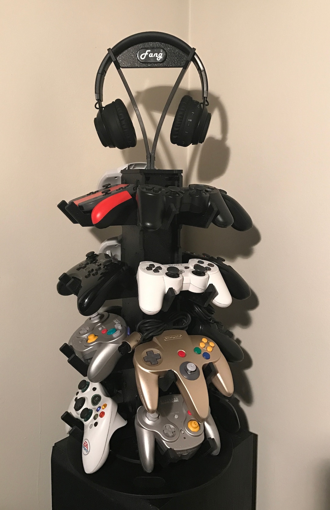 Fang Control Tower Video Game Controller Stand Original - Etsy