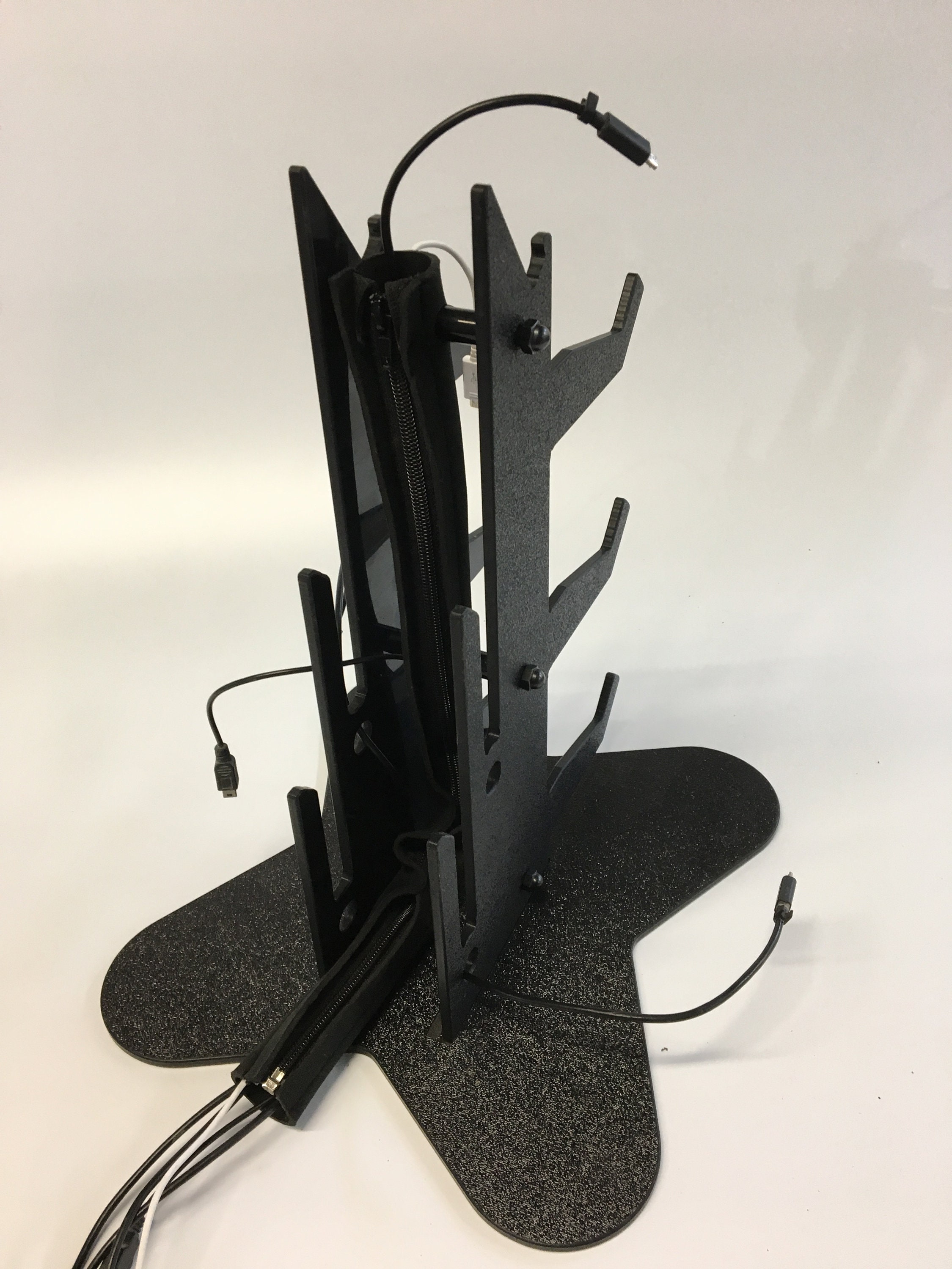 Fang Controller, Tablets and Phone Charge Stand - Etsy
