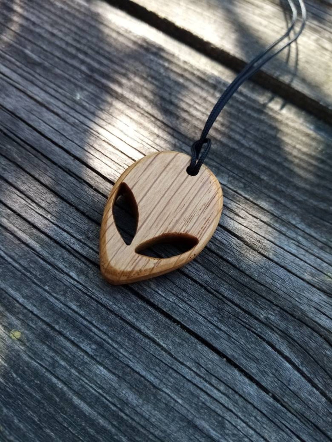 Alien Pendant Necklace Alien Head Wooden Alien Necklace - Etsy