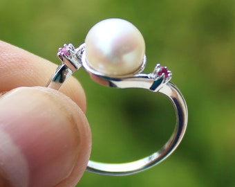 Ruby Pearl Ring | Etsy