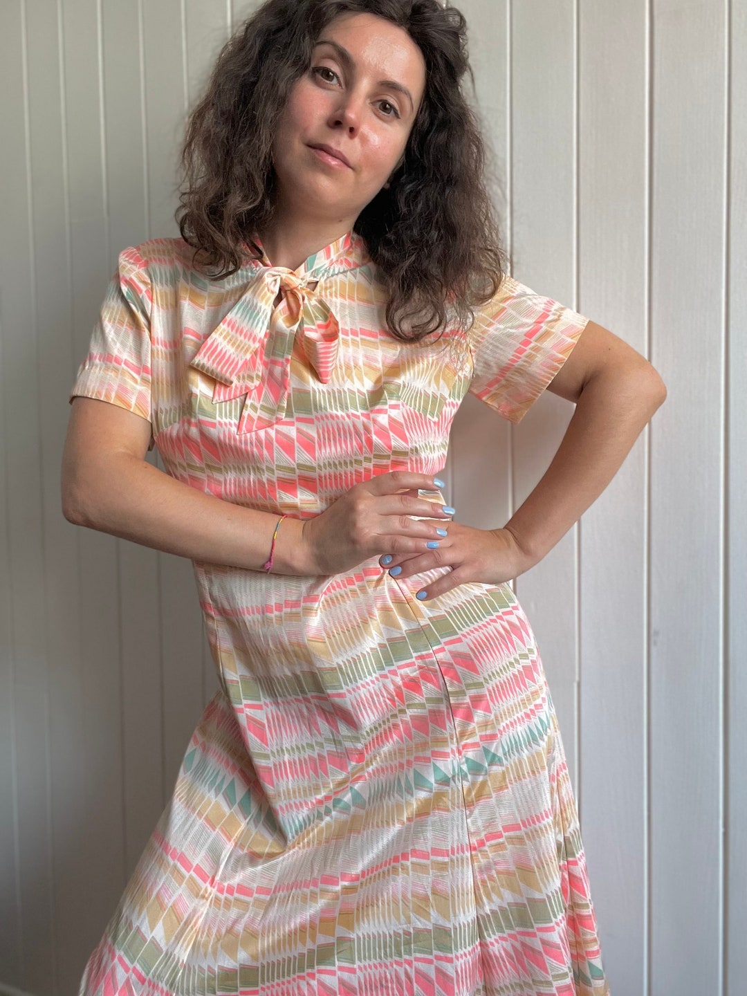 Made in Australia 80s Dress Evelyn-eve Pink Orange Abstract Pattern Bow Collar Drop Waist Size ...