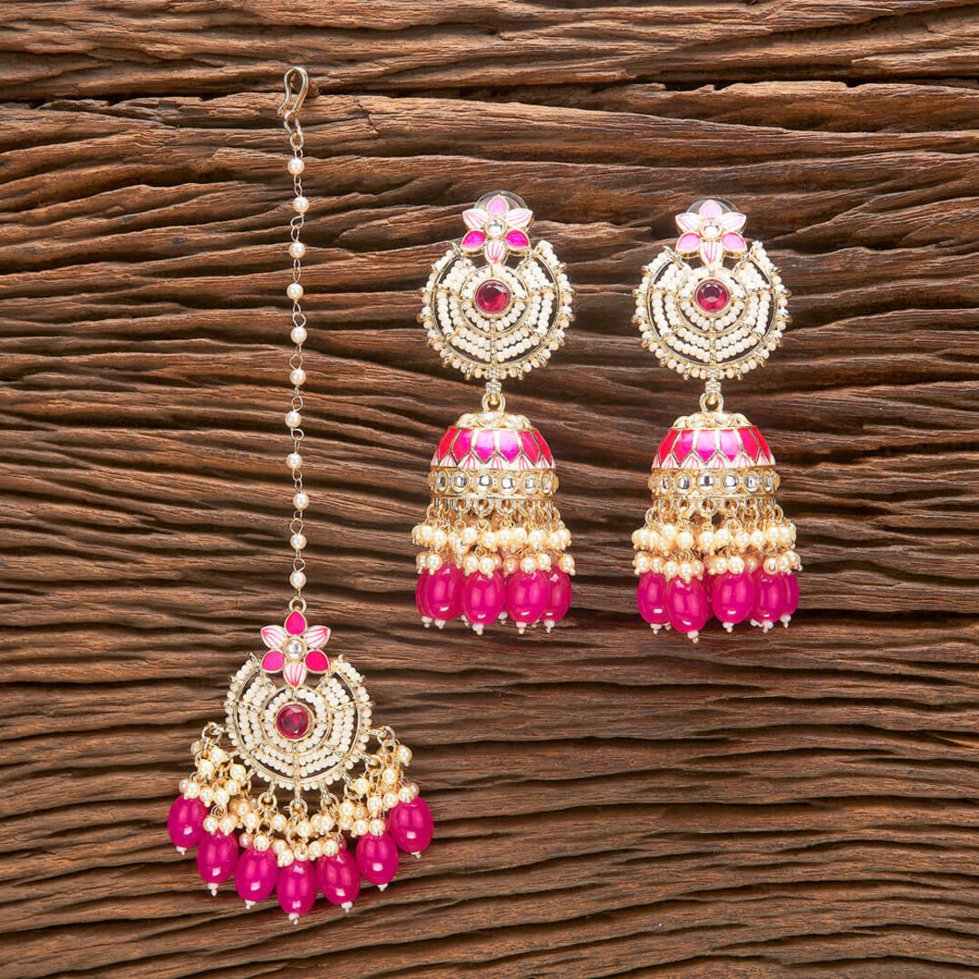 Magenta Kundan Tikka and Long Jhumka Set /pearl Maang Tikka Set/ Pearl ...
