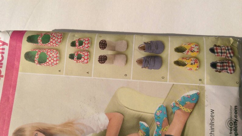 Simplicity Paper Pattern 2278, Misses Shoe and 4 Baby Shoe Styles ...