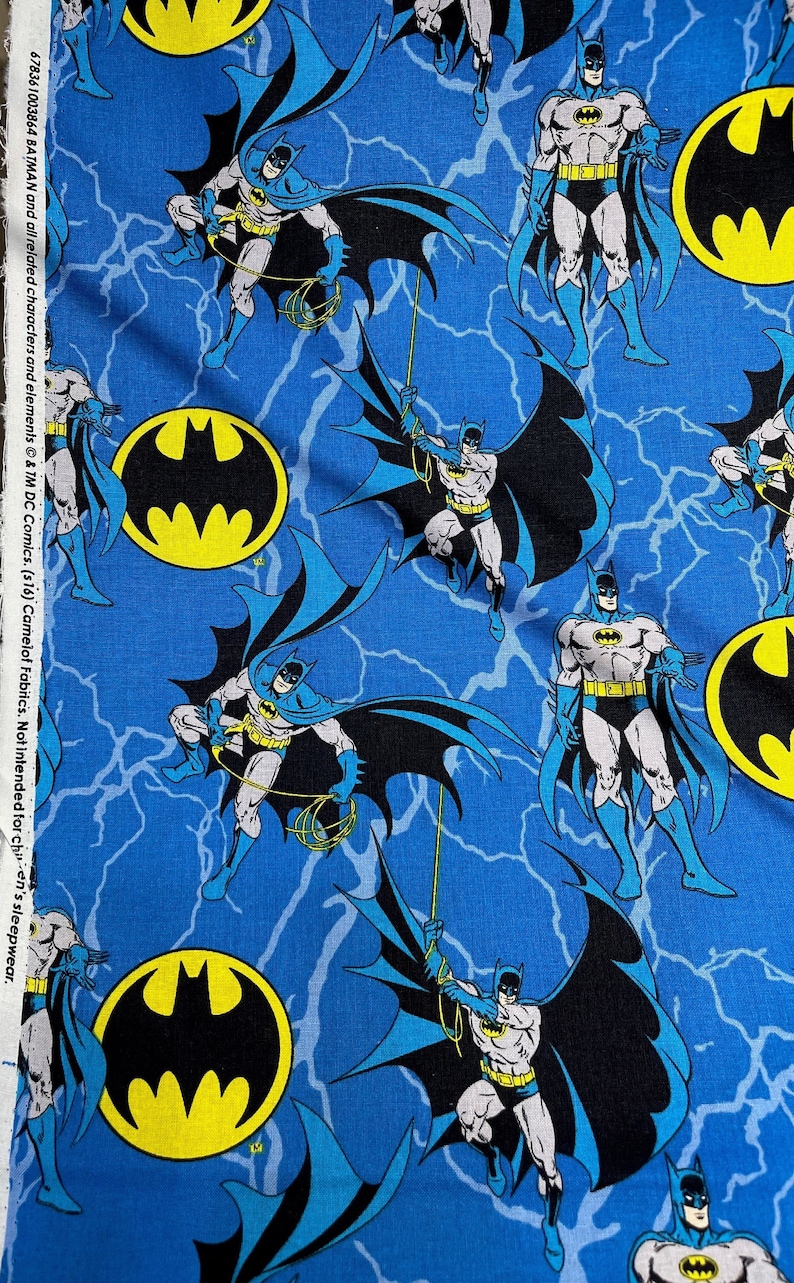 Batman Superhero Rope Bat Signal Fabric | DC Comics Cotton Quilt ...