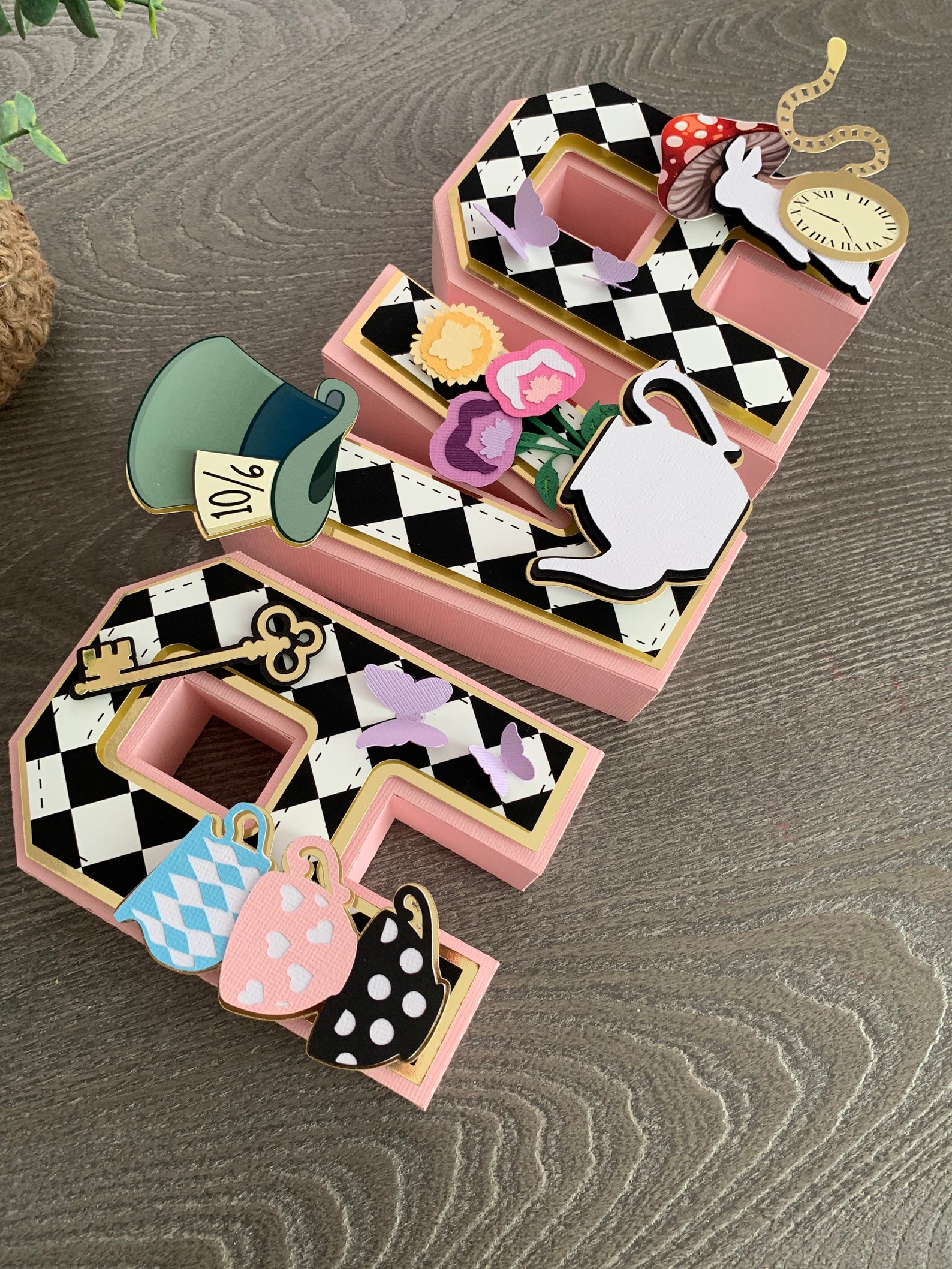 Alice in Wonderland 3D Letters / Alice in Wonderland Birthday Party ...