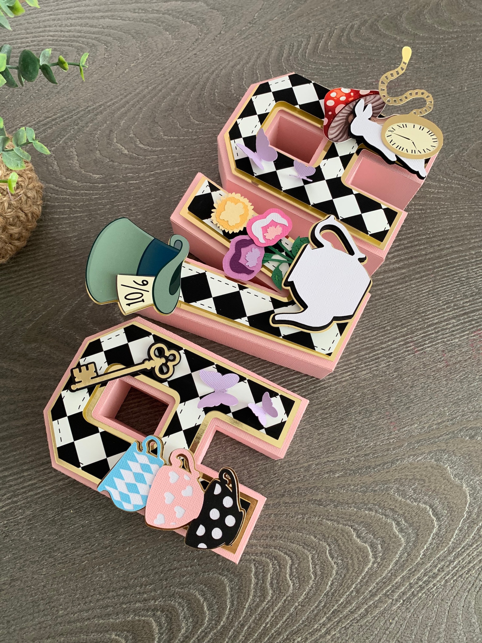 Alice in Wonderland 3D Letters / Alice in Wonderland Birthday Party ...