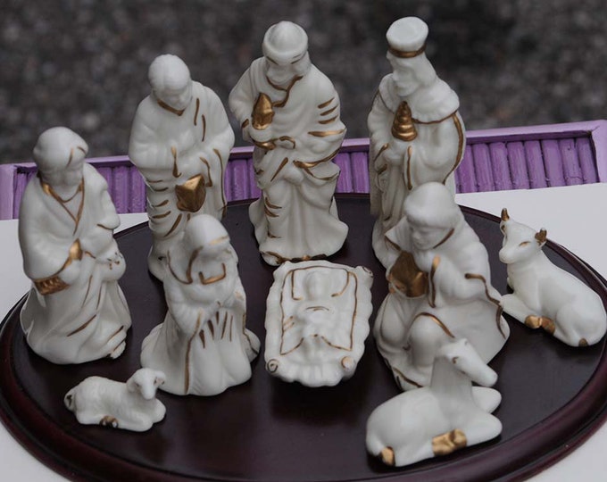Vintage Ivory Porcelain With Gold Trim Nativity Set - Etsy