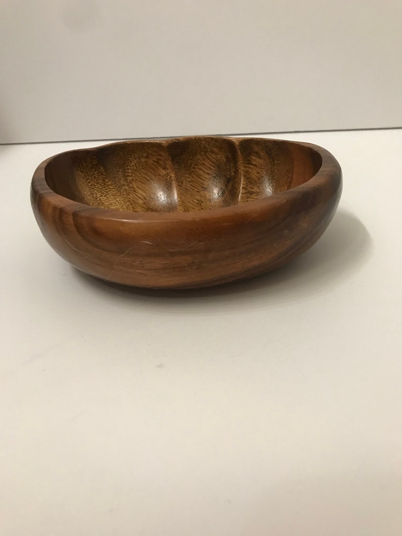 Genuine Monkey Pod Wood Bowl / Handcarved in Philippines / | Etsy