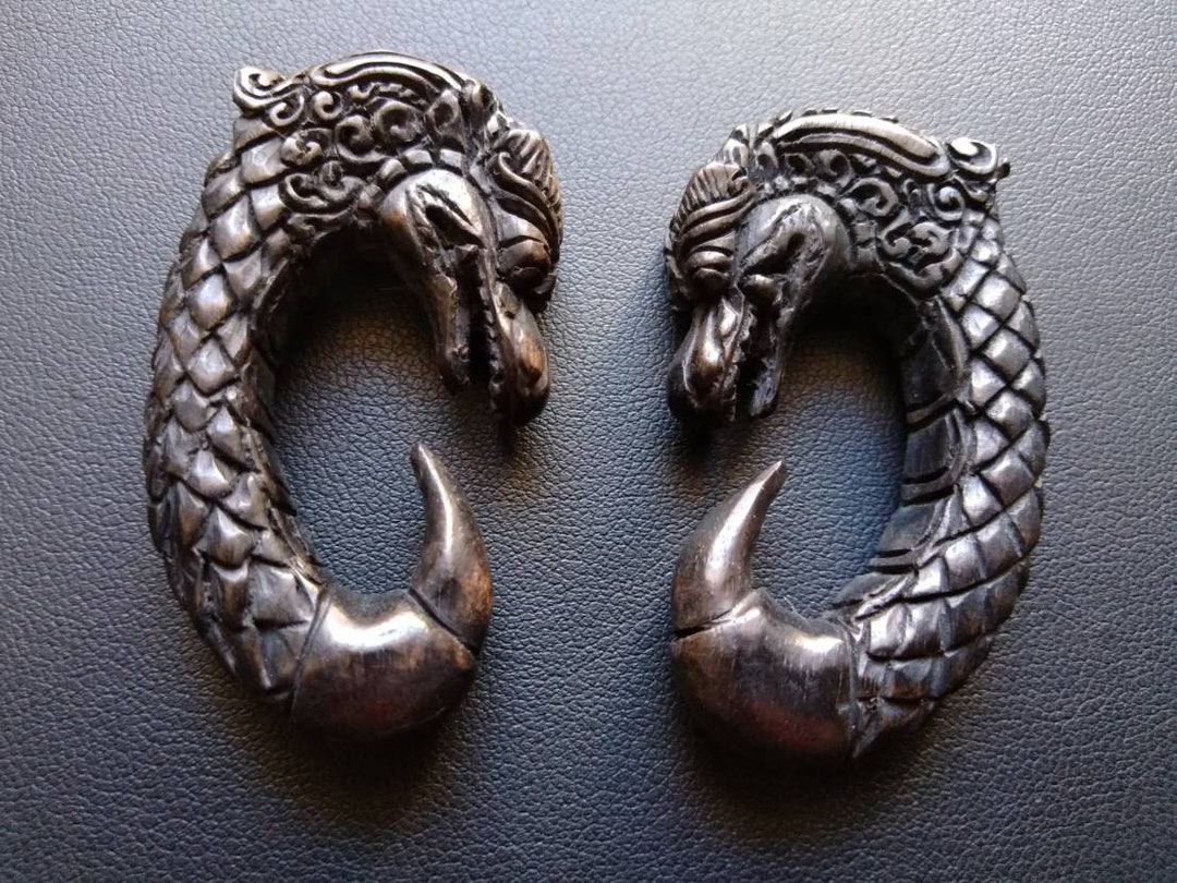 Handcrafted Buffalo Horn Carved Dragons Expanders- Size 10mm 00G ...