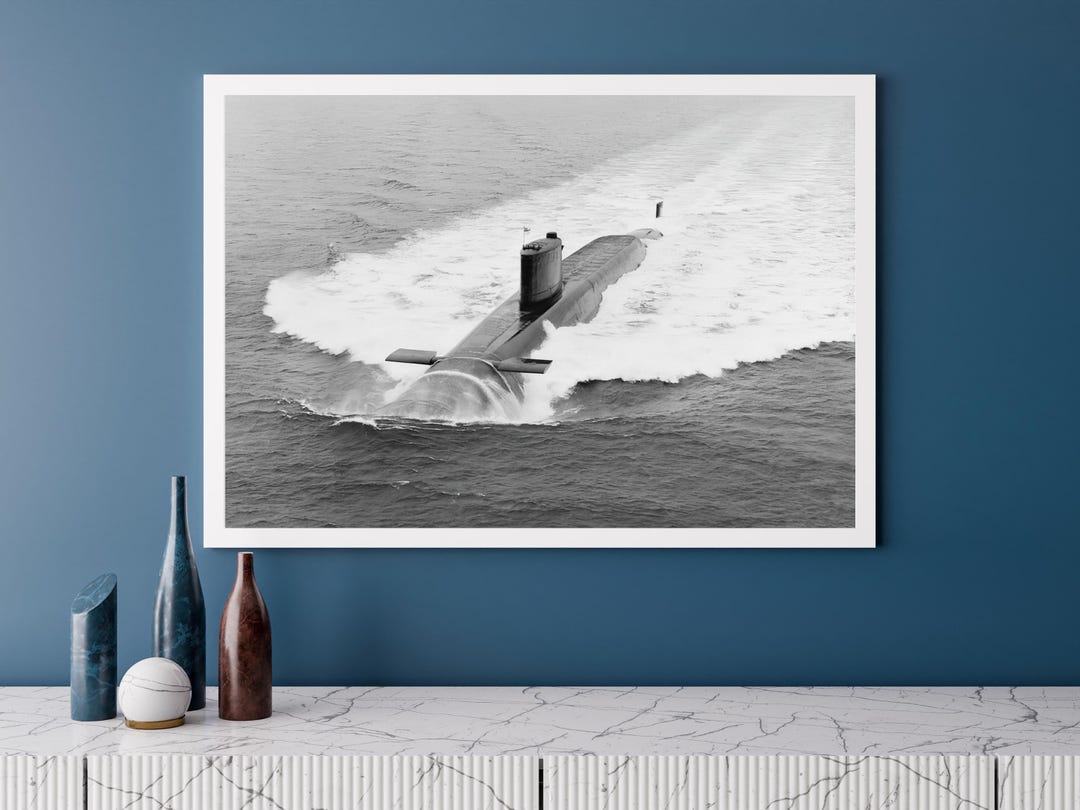 HMS Resolution (S22) Resolution Class Submarine | Photo Print ...