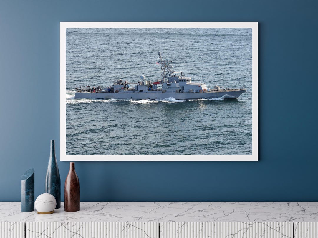 USS Shamal (PC-13) Cyclone Class Coastal Patrol Ship | Photo Print ...
