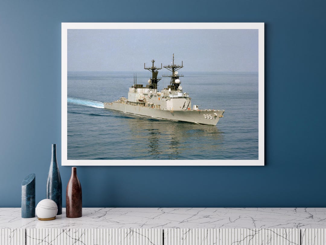 USS Scott (DDG-995) Kidd Class Destroyer | Photo Print | Military | US ...