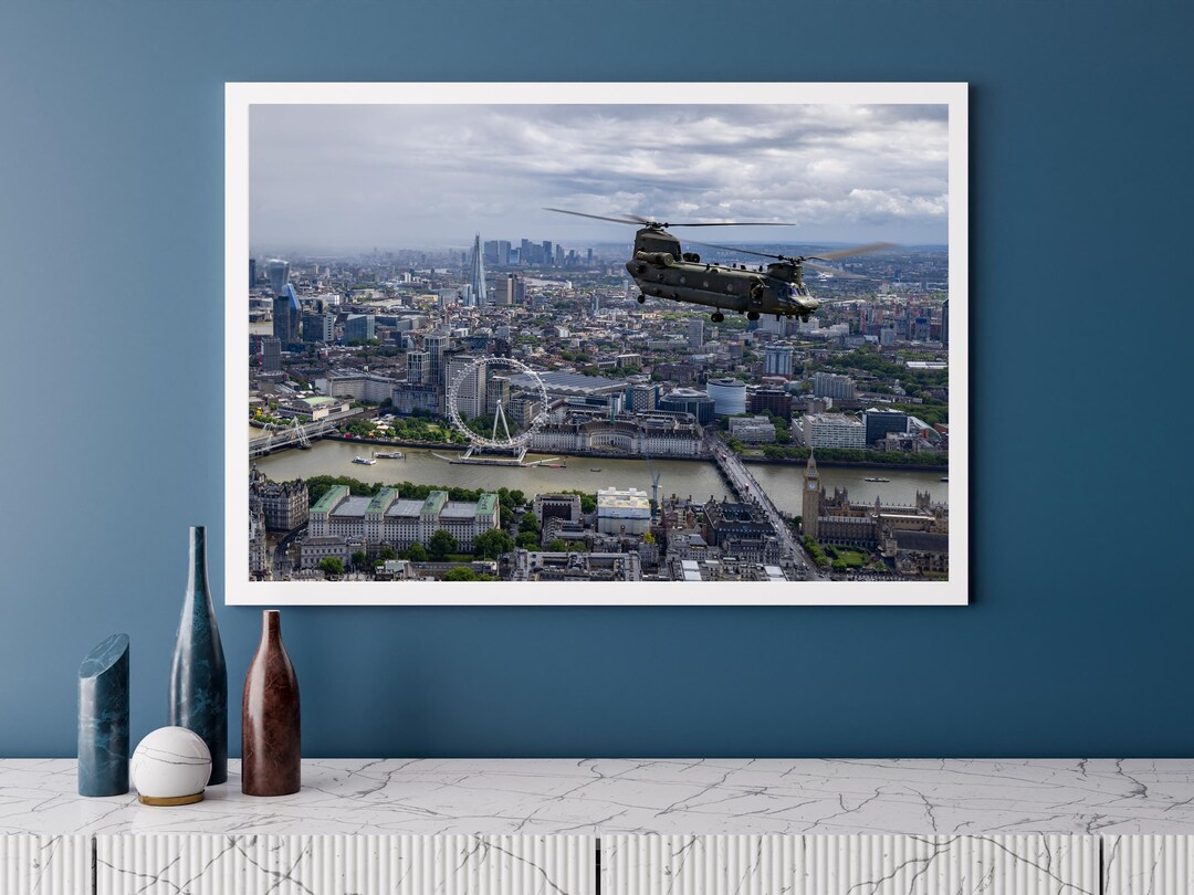 RAF Chinook Over London | Photo Print | Military | Helicopters | Royal ...