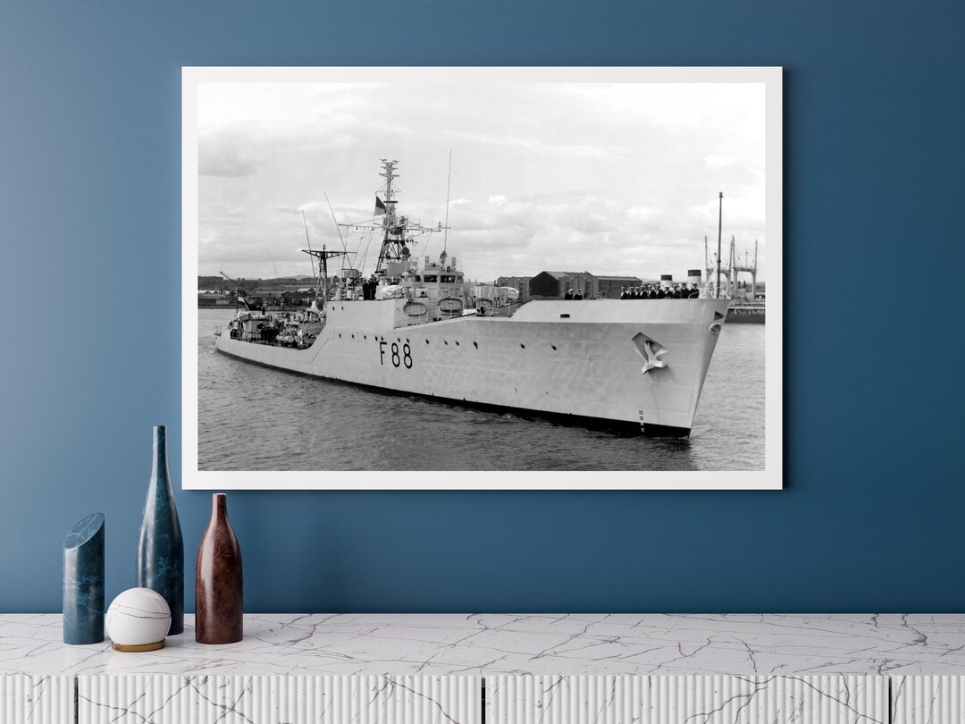 HMS Malcolm (F88) Blackwood Class Frigate | Type 14 | Photo Print ...