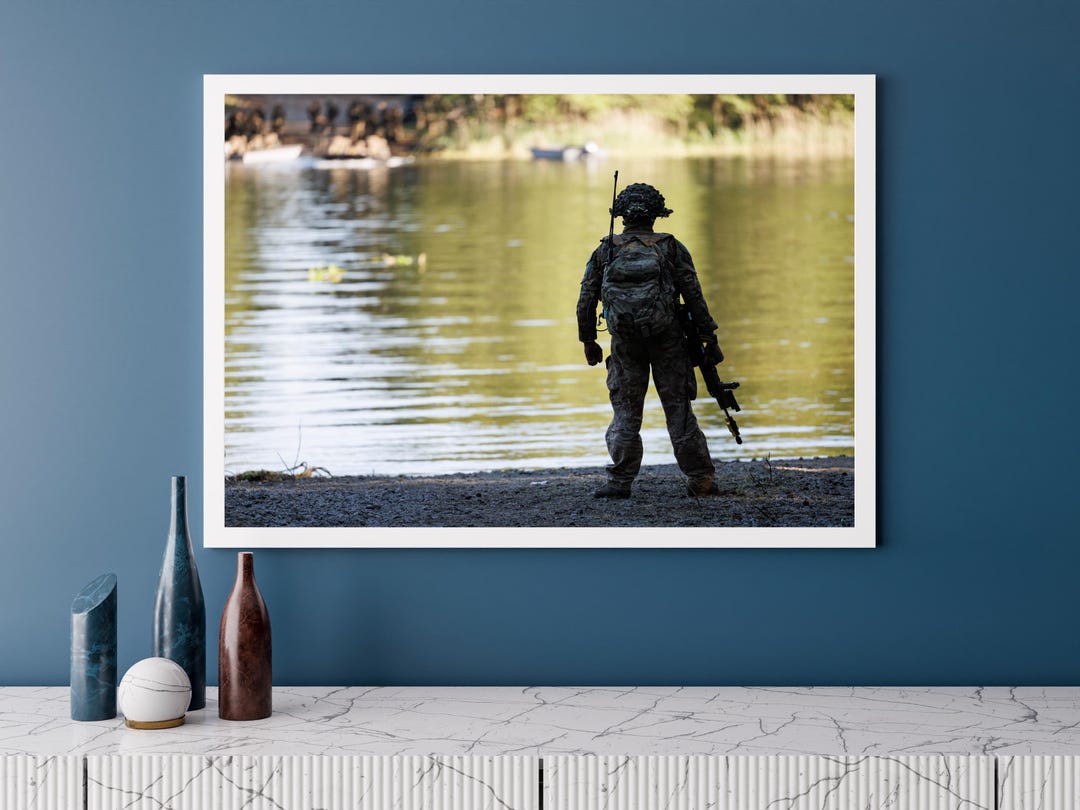 Royal Welsh Regiment Soldier River Crossing | Photo Print | Military ...