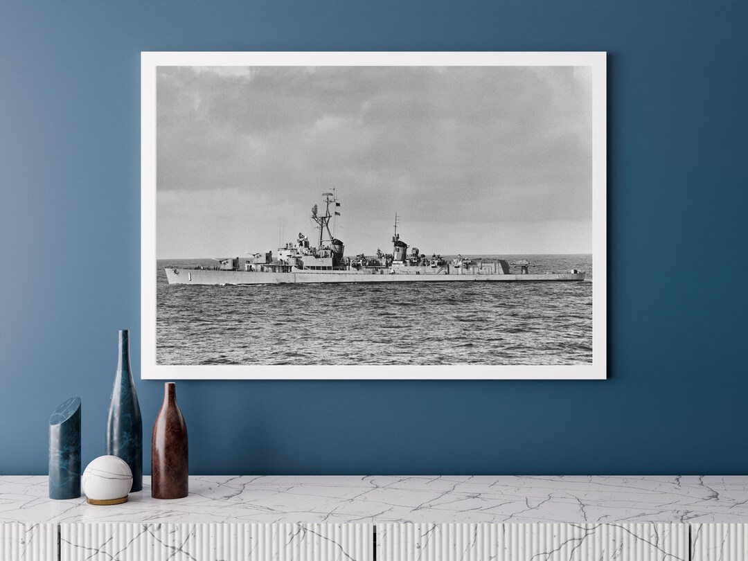 USS Gyatt (DDG-1) Gearing Class Destroyer | Photo Print | Military | US ...
