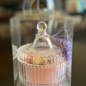 Merry Go Round Crystal Soy Candle// Dry Flower Soy Candle - Etsy