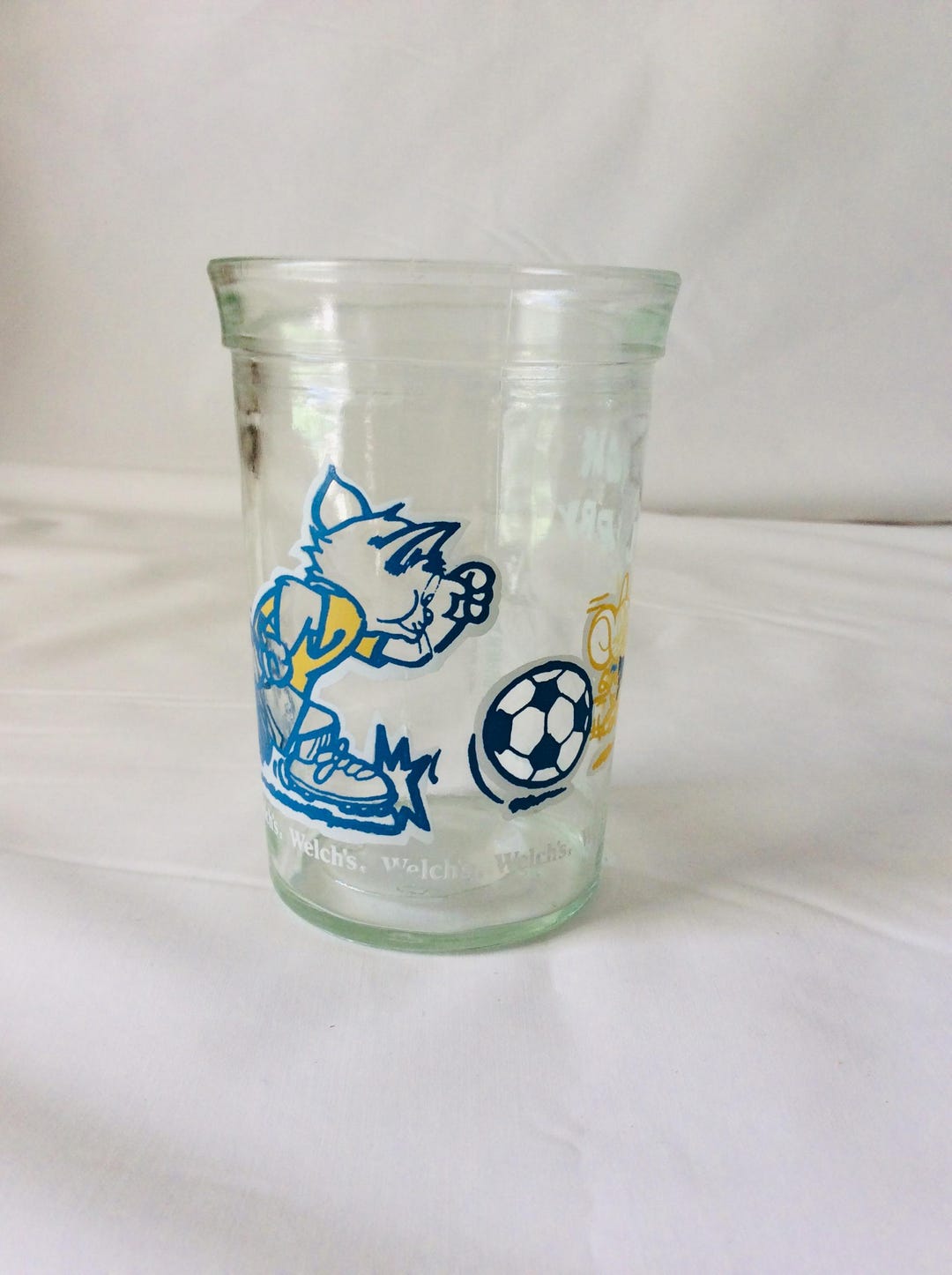 Welch's Jelly Jar Tom & Jerry Juice Glass 1992 Playing Soccer Made in ...