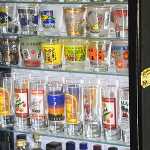 Large Mirror Backed and 7 Glass Shelves Shot Glass Shotglass Shooter ...