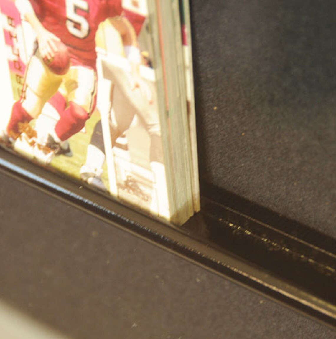 20 Sport Cards/collectible Trading Card Display Case Wall Cabinet W/ 98 ...