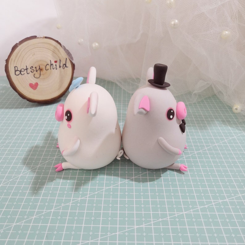 Pigs Bride and Groom Figurines Personalized Animals Clay Ring - Etsy