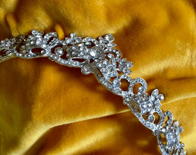 Tiara as Seen 0n Screen in Recents TV Series and Films Such as in ...