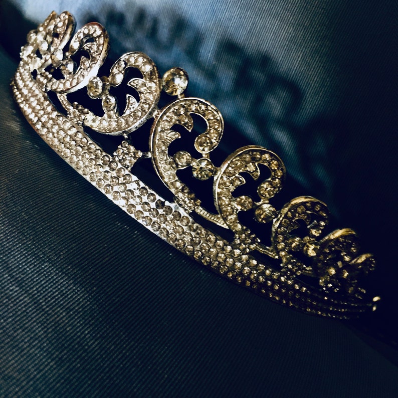 Regency Revival Tiara, Originally the 'halo' Was by Cartier. This is an ...