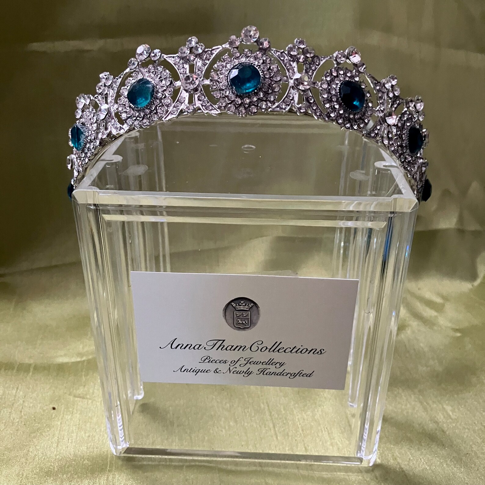 Regency Revival Tiara Made of Clear Rhinestones With Emerald Green ...