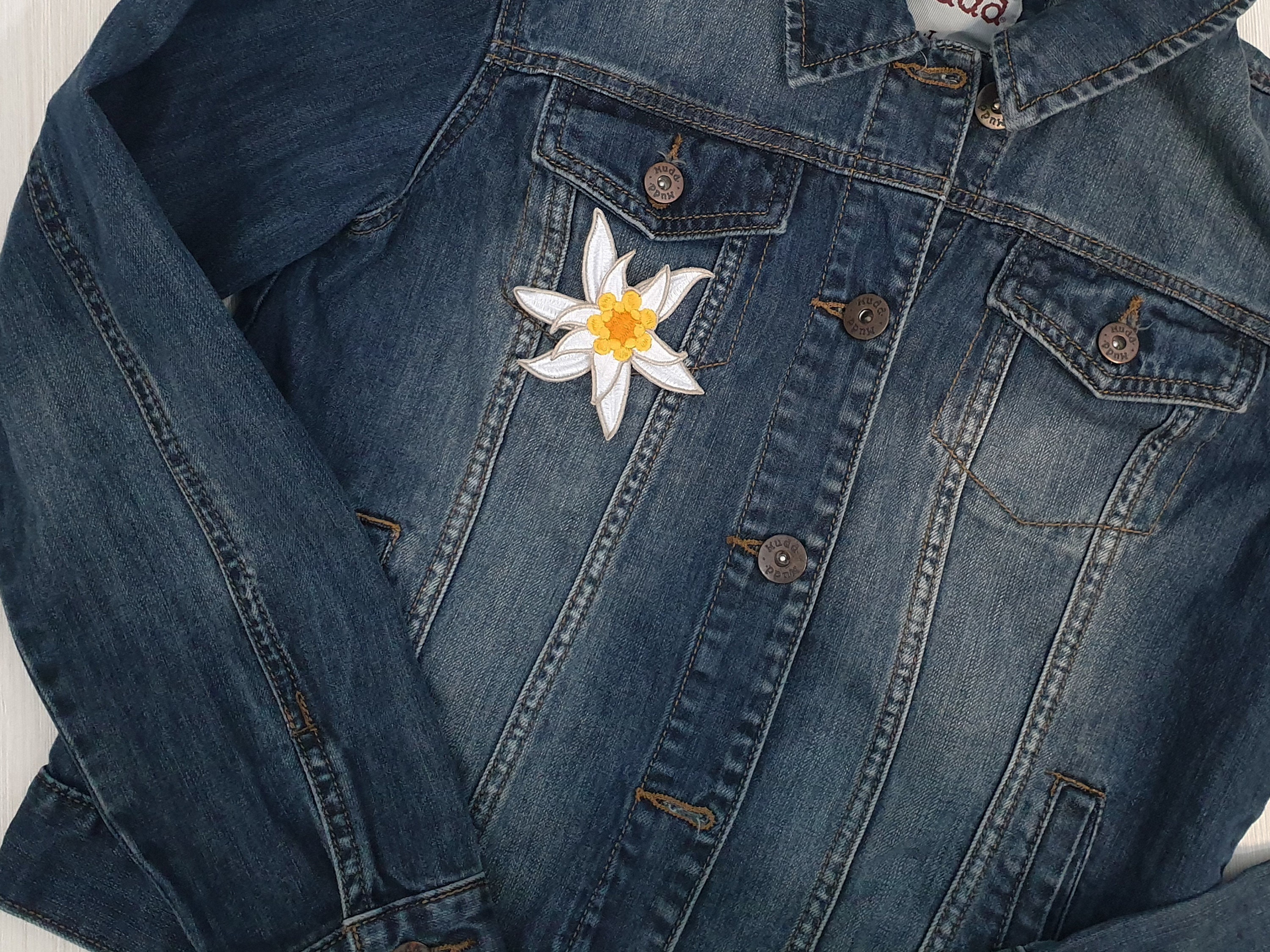 Edelweiss Flower Patch Mountain Flower Pin Embroidered Hiker | Etsy ...