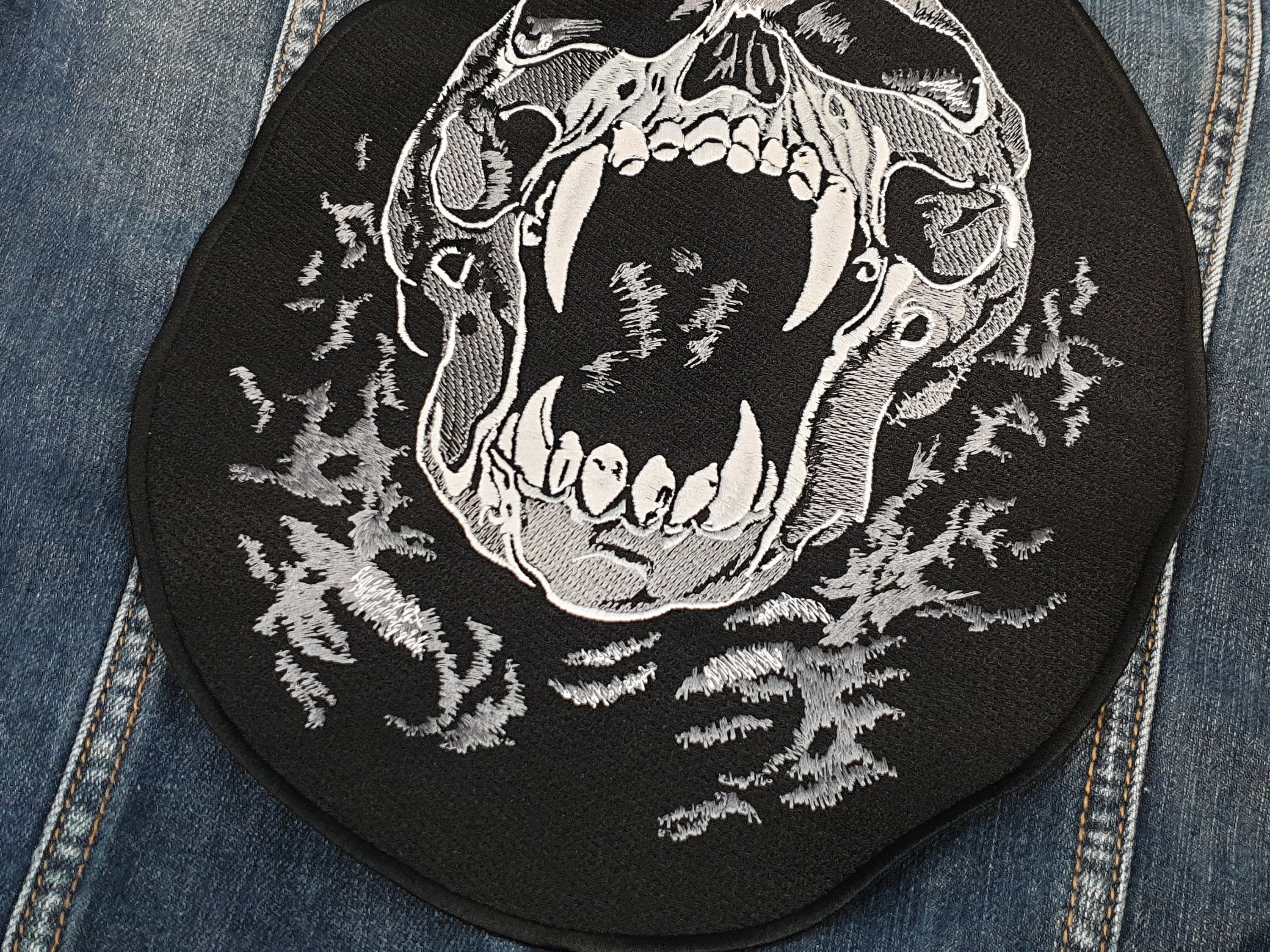 Large Embroidered Vampire Skull Patch, Sew on Goth Applique - Etsy