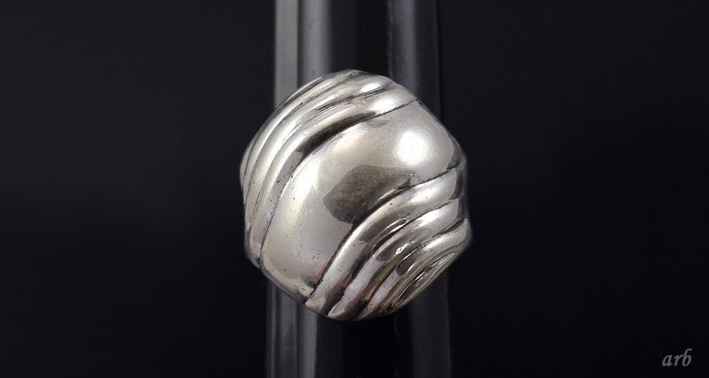 Large Sterling Silver Italian Ring W/ Abstract Form and Comfortable ...