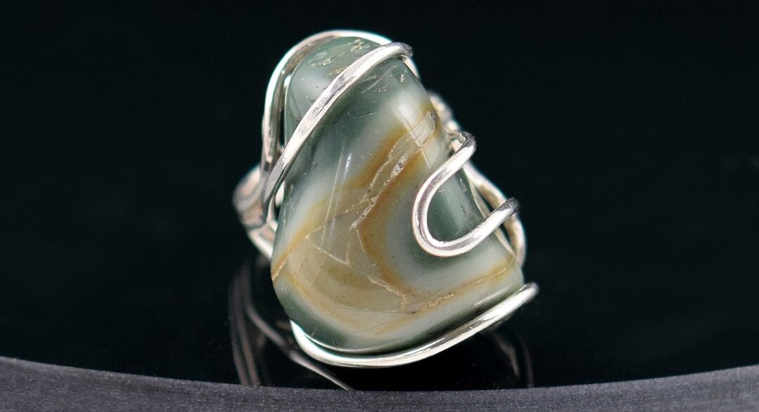 Interesting Modern Sterling Silver Wire Wrap Striated Green Carmel ...