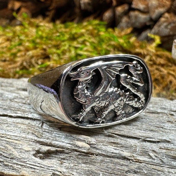 Welsh Dragon Men Ring - Etsy