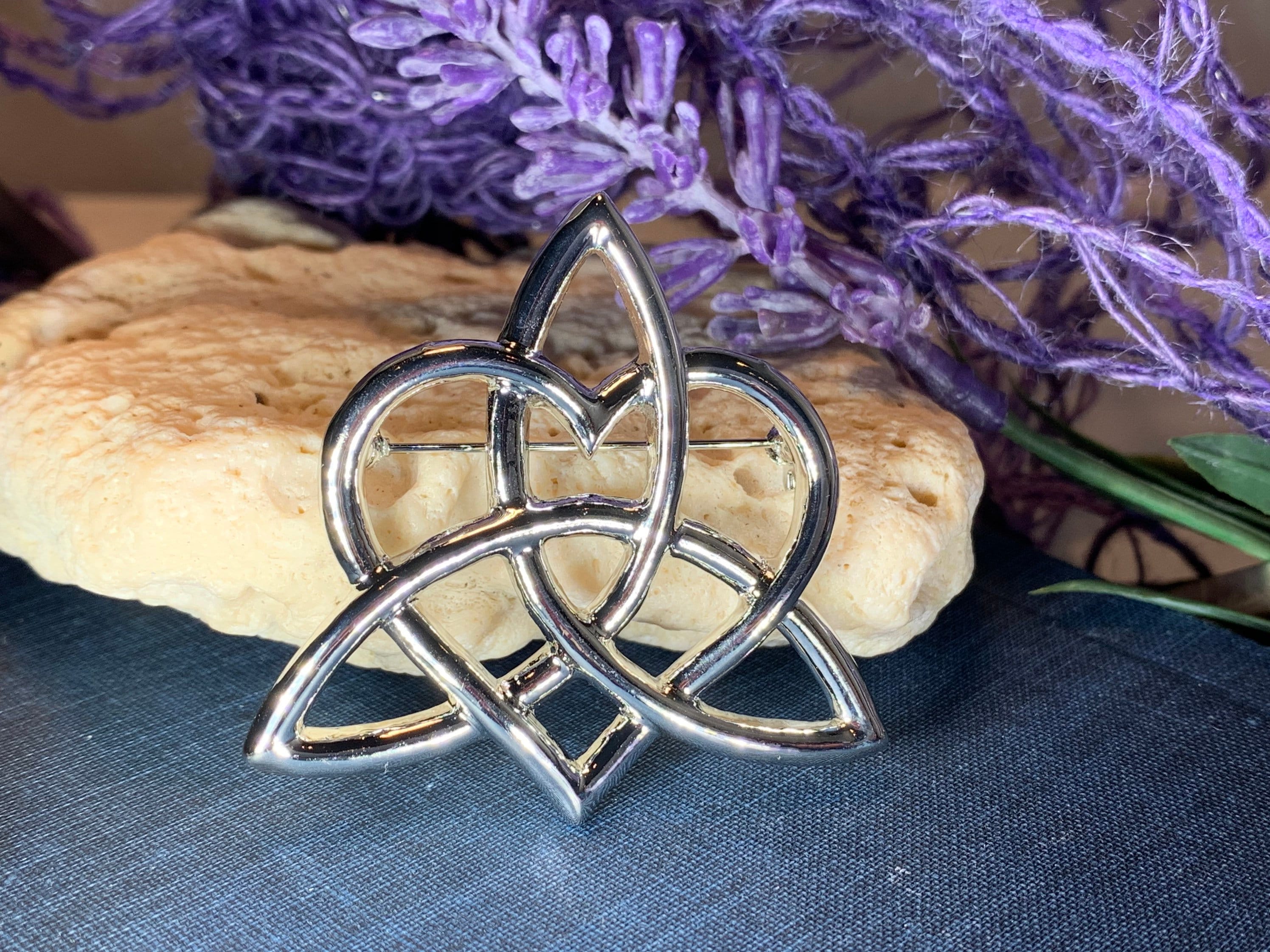Celtic Brooches And Pins at Hannah Colquhoun blog