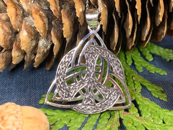 Celtic Peace Sign Necklace Triquetra Pendant Irish Jewelry - Etsy
