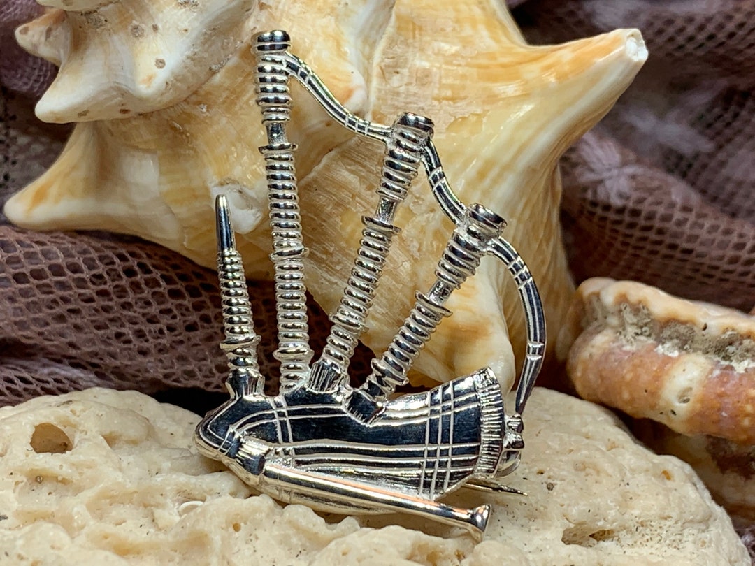 Bagpipes Pin, Scotland Jewelry, Celtic Brooch, Bagpiper Gift, Outlander ...