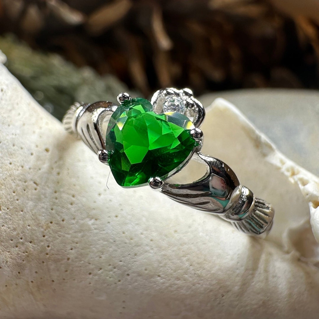Claddagh Ring, Celtic Jewelry, Emerald Irish Ring, Bridal Jewelry ...