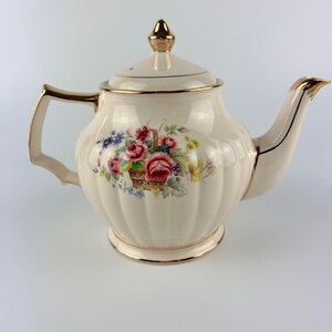 Sadler Tea Set, Teapot, Creamer, Sugar Bowl, 3540, Flowers and Baskets ...
