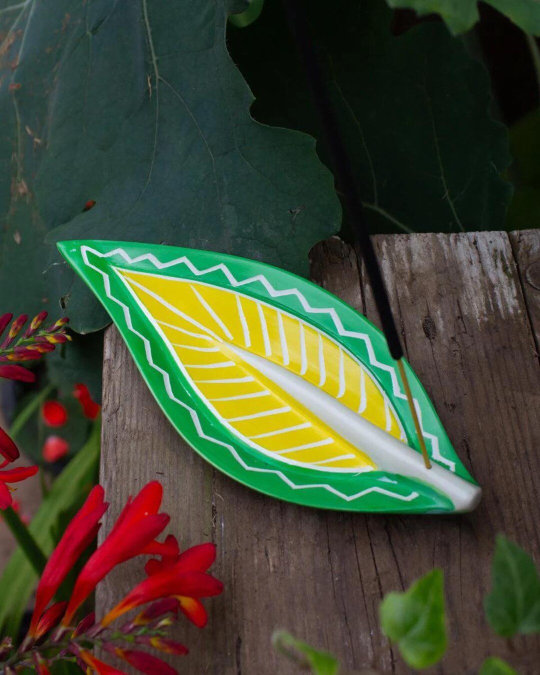 Kenyan Soapstone Incense Plate 'tropical Leaf' - Etsy