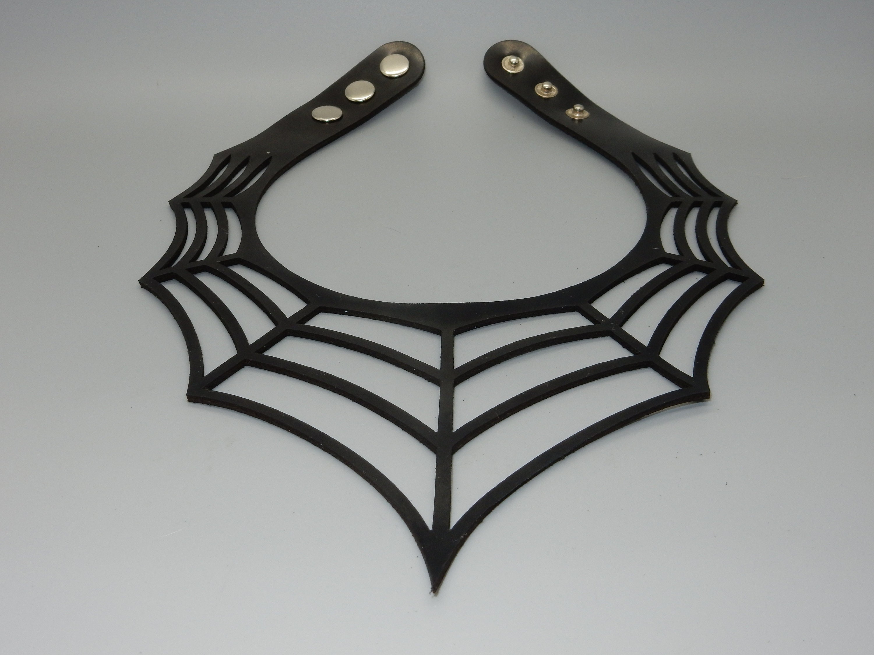 Goth Leather Spider Web Choker Necklace - Etsy 日本